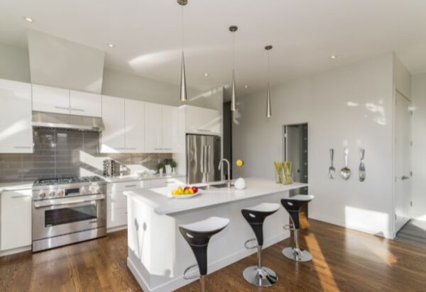 Open Kitchen Vs Closed Kitchen: Which One To Choose